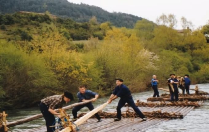 Día de la Almadía, en Burgui - Revista de Viajes y Turismo